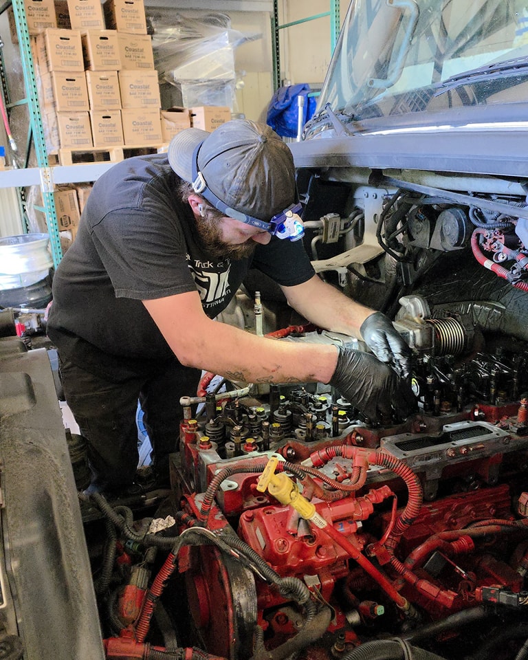 Careers - Sound Truck & Trailer Repair